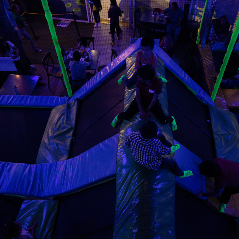 Space Jump – Centro de Entretenimiento Para toda la familia